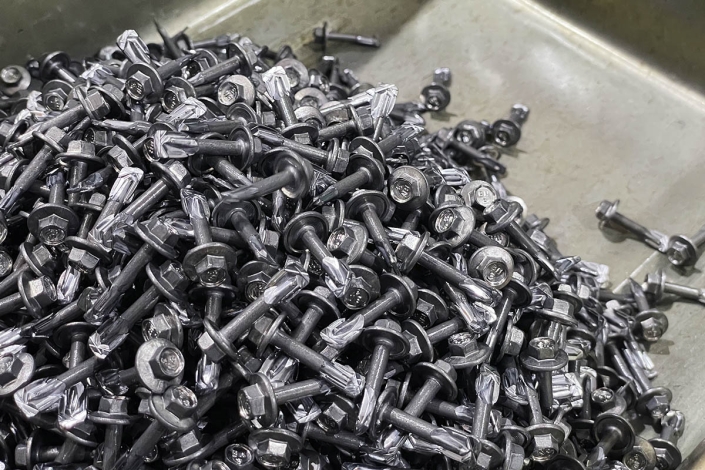 สกรู บีดีเอ็น | BDN Fasteners สกรู บีดีเอ็น
